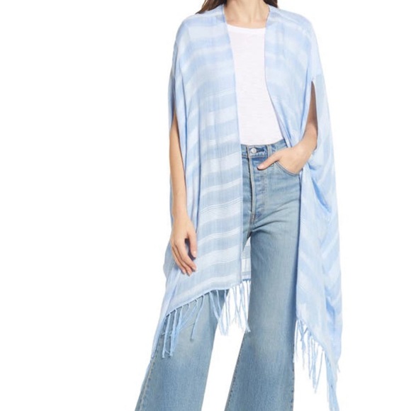 Treasure & Bond | Accessories | Treasure Bond Textured Fringe Ruana ...